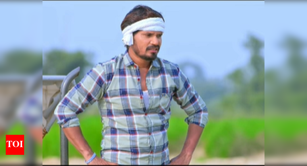 Pravesh Lal Yadav and Komal Singh's song 'Dhanwa Dhaniya Aawa Rop Da ...