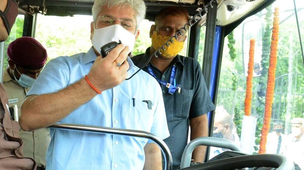 Photos: Delhi gets over 30 new AC buses | The Times of India