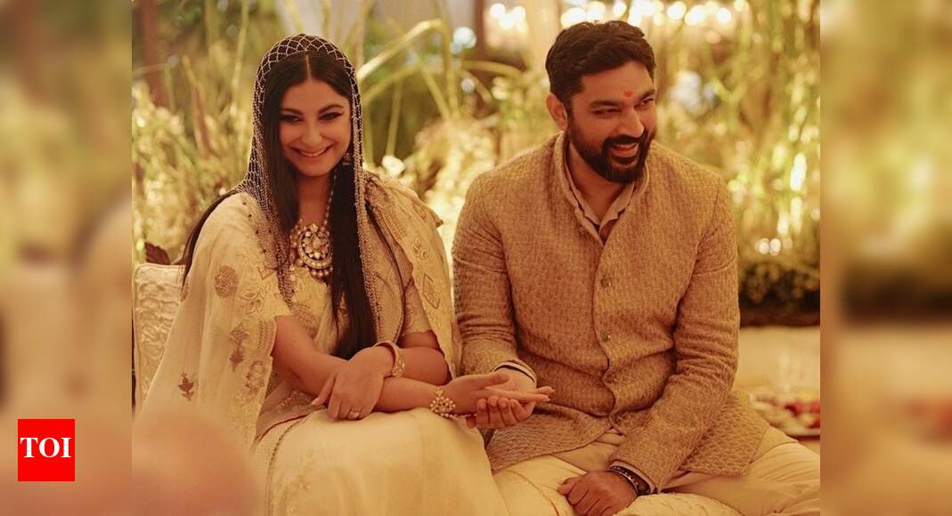 Karan Boolani shares a candid pic with Rhea Kapoor from their wedding ...