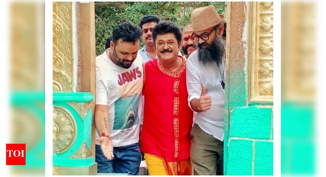 After much-a-do, team 'Ranganayaka' begins shoot | Kannada Movie News ...