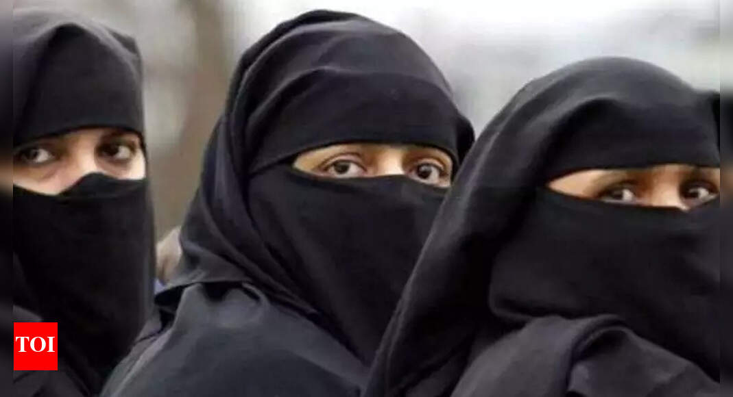 Deserted, Muslim women in Hyderabad fight for allowance | Hyderabad ...