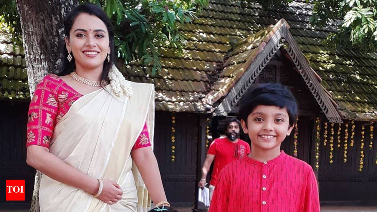 Serial Actress Dhanya