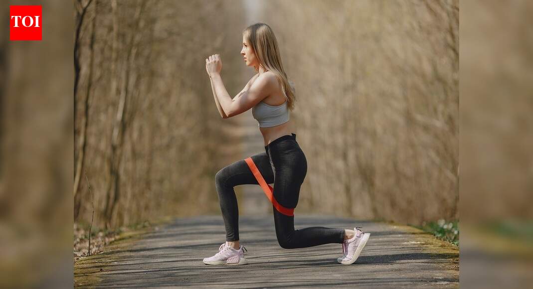 Resistance Bands: Light resistance bands for beginners & basic exercise ...