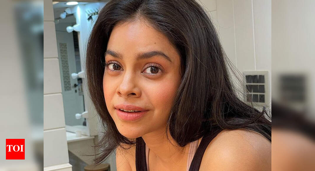 Sumona Chakravarti Sans Maquillage