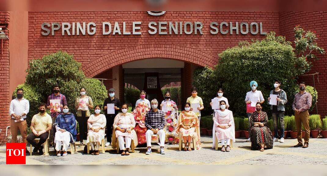 Spring Dale Senior school lift overall championship trophy at Lit fest ...