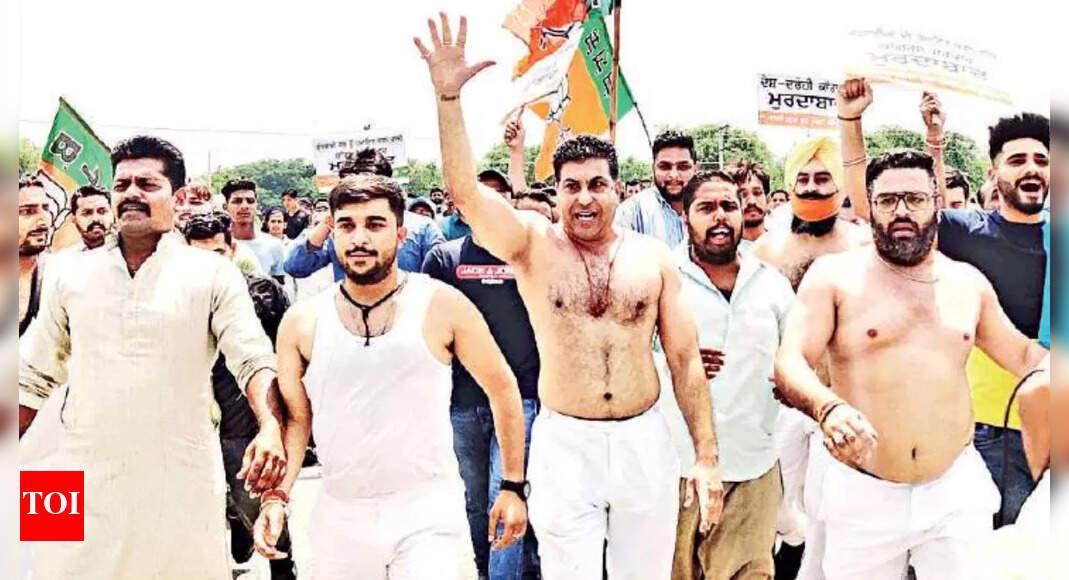 BJP protests against Navjot Singh Sidhu adviser’s Kashmir remark ...