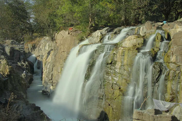These waterfalls in Tamil Nadu are a treat for sore eyes! | Times of ...