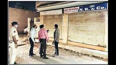 Robbery victim’s car found 30km away | Rajkot News - Times of India