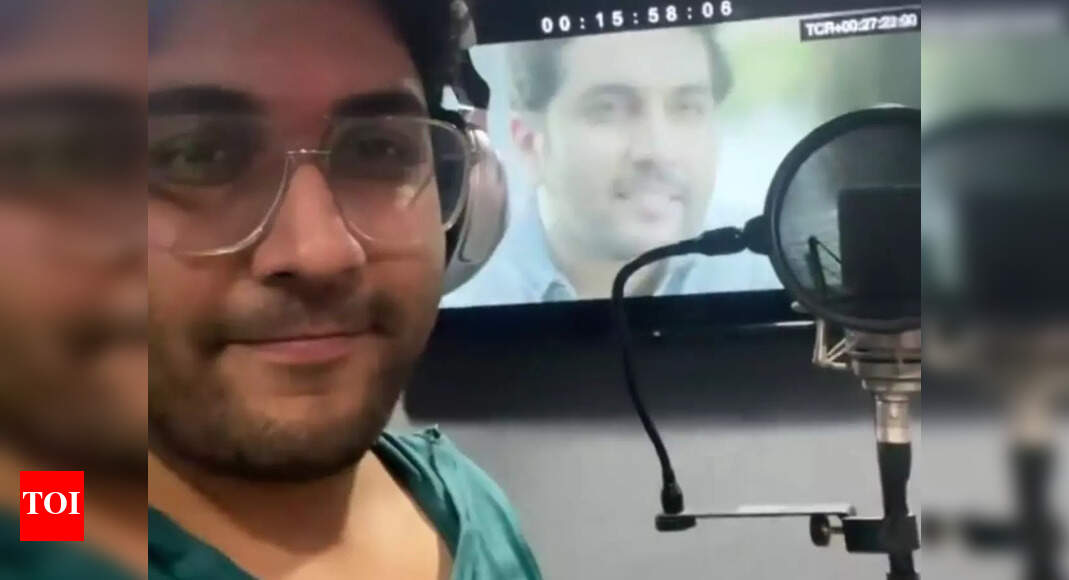 Photo: Parth Oza shares a glimpse from the dubbing studio | Gujarati ...