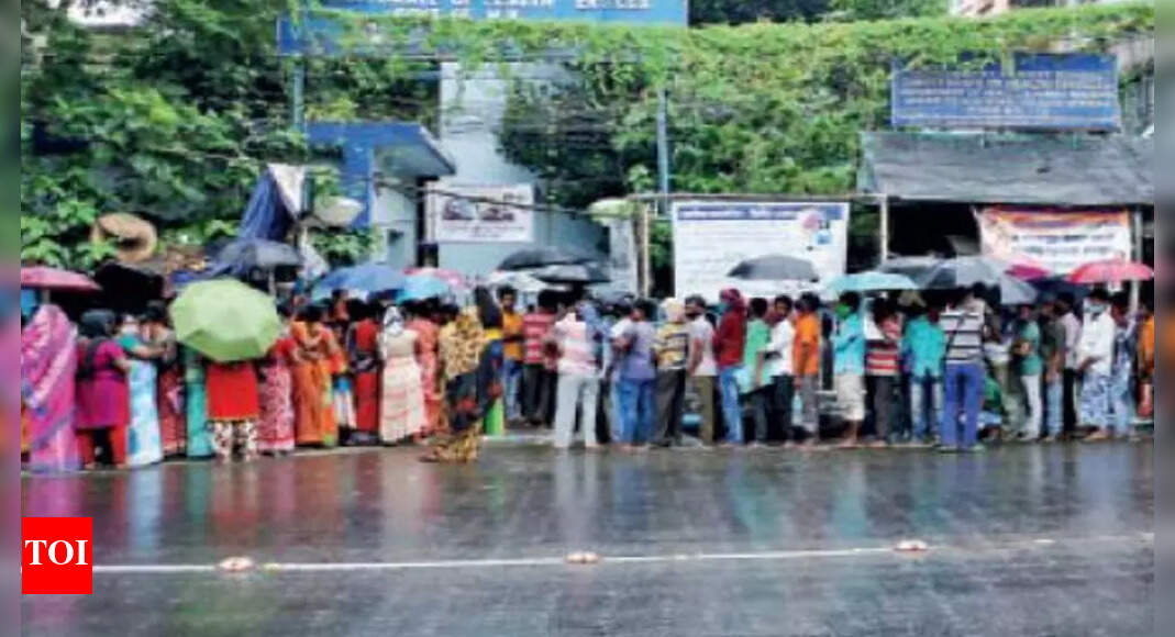 Kolkata: KMC units see spike in second-dose demand | Kolkata News ...