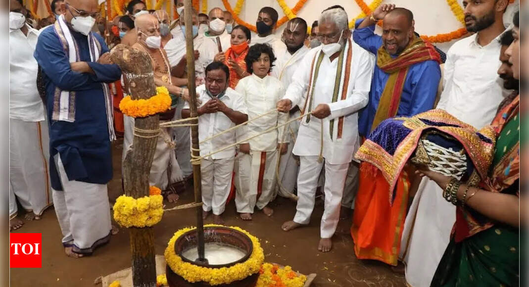 Tirupati: TTD chairman launches Navaneetha Seva on Gokulashtami eve at ...