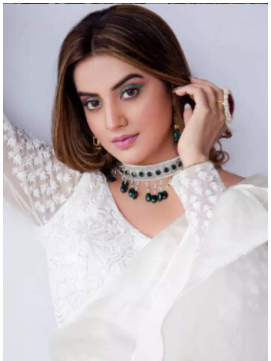 Akshara Singh: 10 stunning pictures from the photoshoot | Times of India