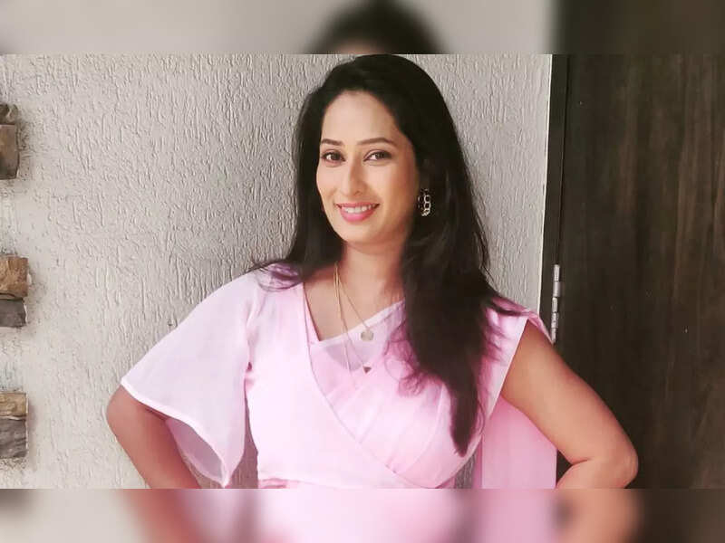 Priya Marathe is excited to play a pivotal role in 'Yeu Kashi Tashi Me ...