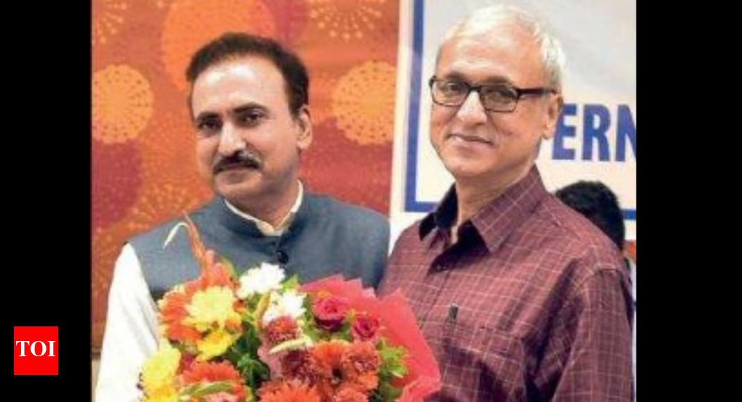 Gujarat: Pankaj Kumar takes charge as chief secretary | Ahmedabad News ...