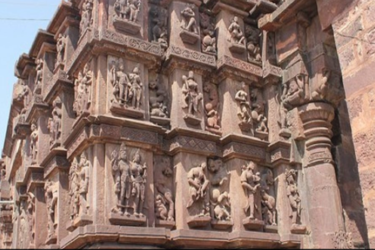 Indian temples: Temples in India that are famous for their sensuous ...