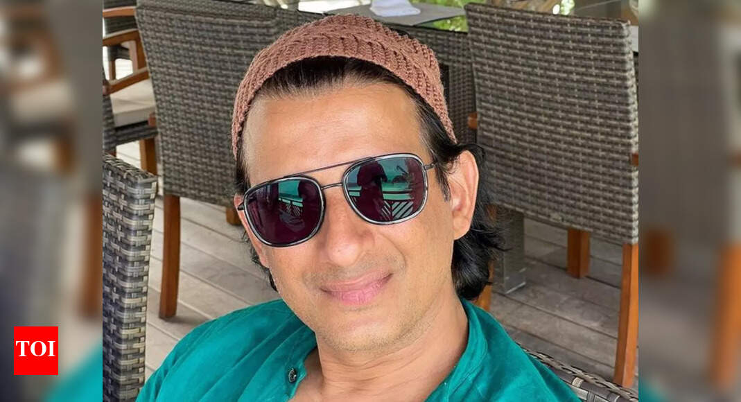 Bollywood actor Sharman Joshi to debut in Tollywood | Telugu Movie News ...