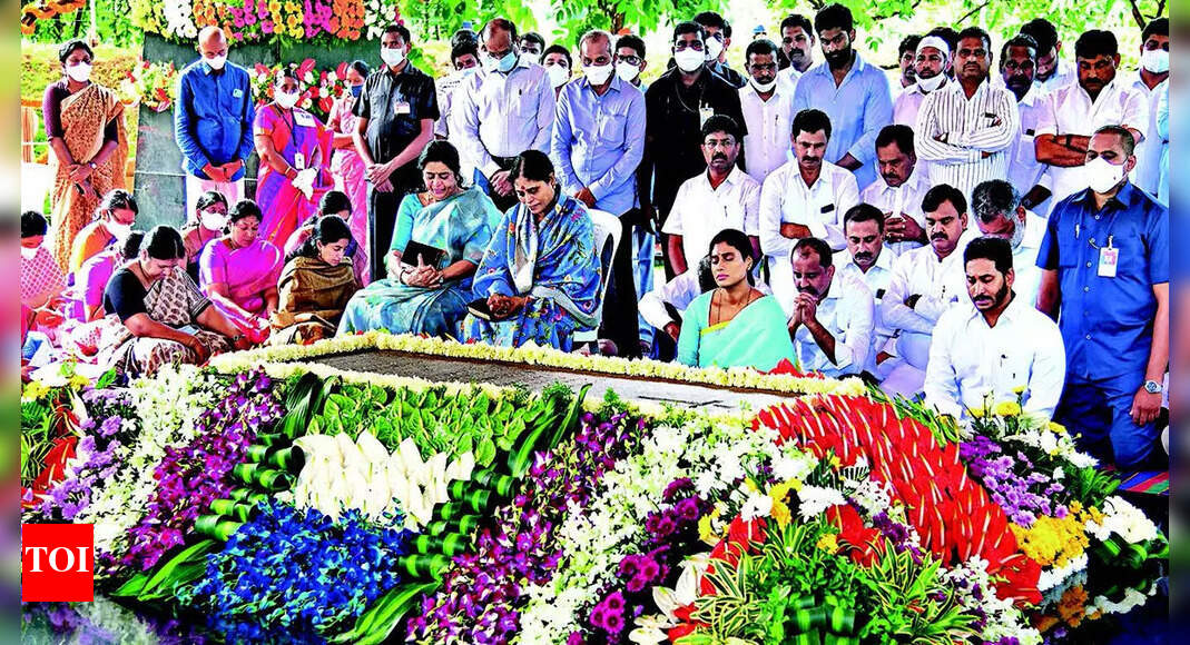 Andhra Pradesh: Y S Rajasekhar Reddy remembered on his 12th death ...