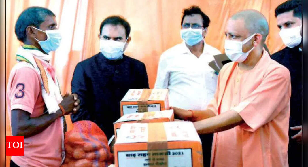 Flood hits 18 districts as 4 rivers flowing above danger mark in Uttar ...