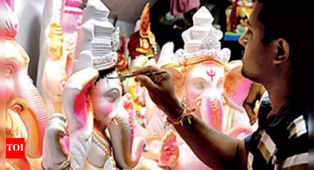 Online darshan, packed prasad this Ganesh Puja to avoid crowding across ...