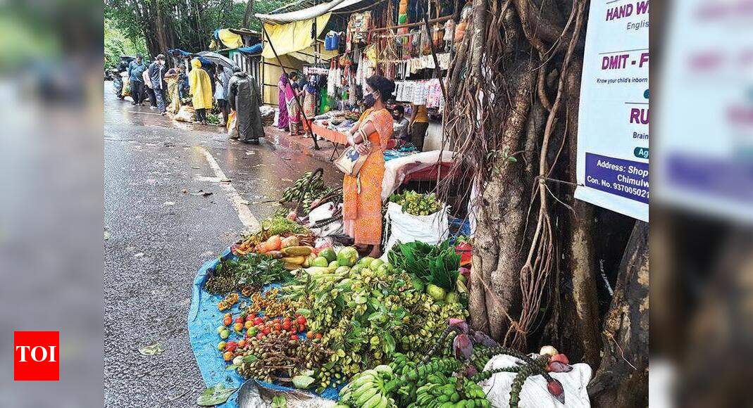 Rain dampens biz on Day 1 of Banastarim matoli mkt | Goa News - Times ...