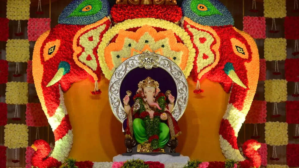 In Pics: First look of Ganesh Galli's Mumbai Cha Raja idol | The Times of India