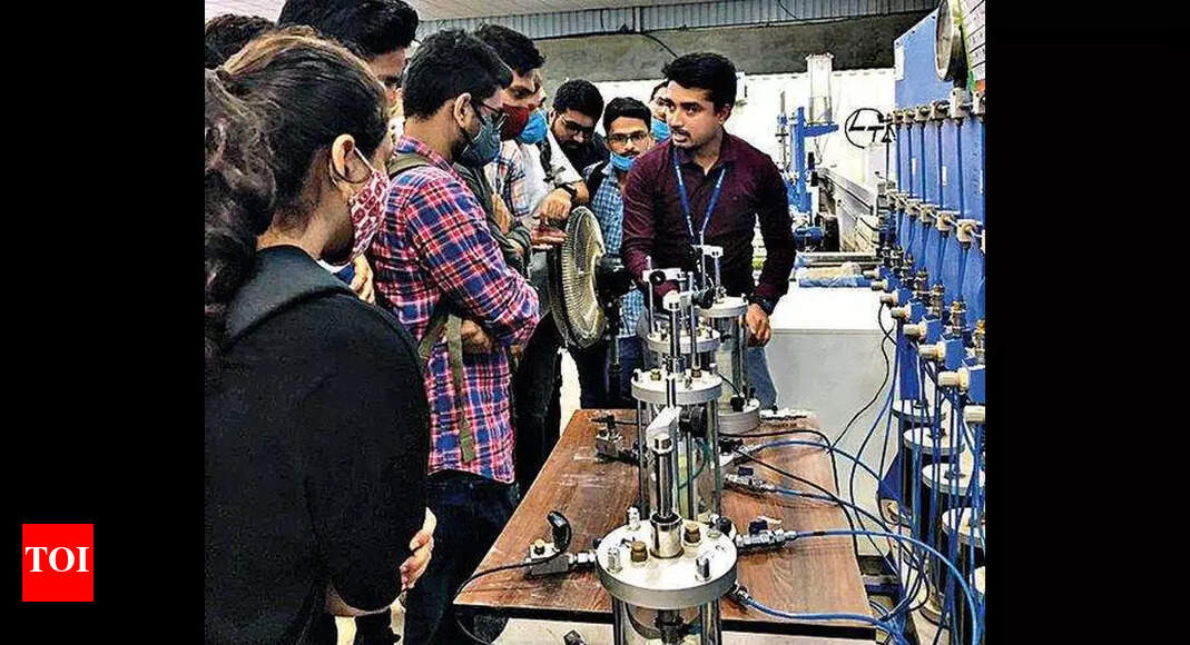 SVNIT students get training at Asia’s biggest geotech lab | Vadodara ...