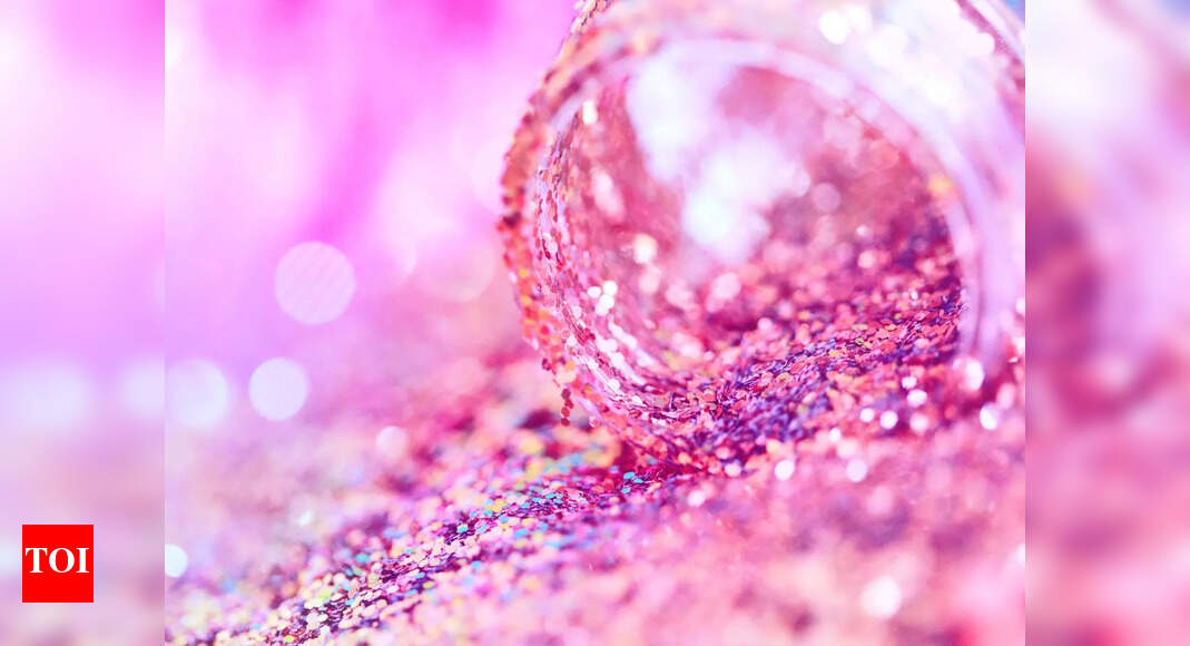 All things glittery: Glitter paper, glitter pens & more for your kid's ...