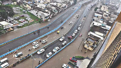 Rajkot City: Rajkot city grapples with heavy floods | Rajkot News ...
