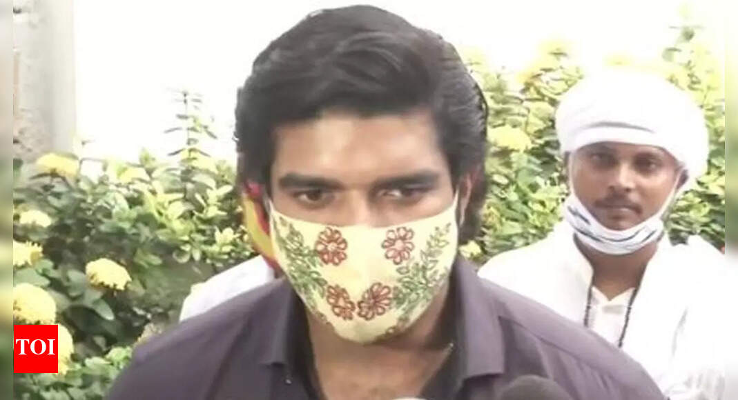 LJP MP Prince Paswan booked on rape charges: Delhi Police | Delhi News ...