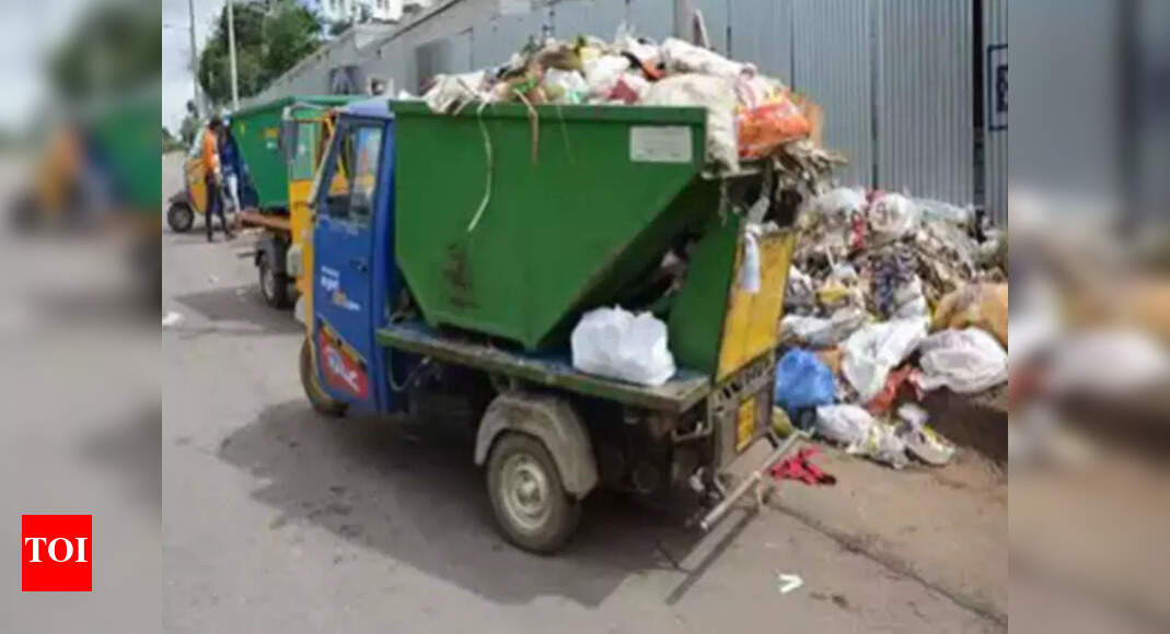 Garbage: Greater Noida: Garbage picked up? A QR code will inform you ...