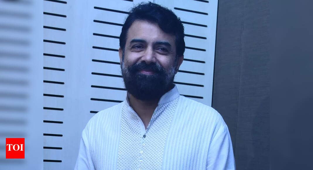 Rajiv Menon opens up about good old memories of his parents | Tamil ...