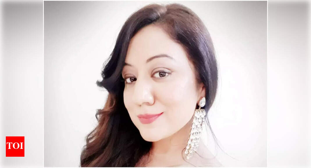 Madhuri Pandey: I’m happy being a singer and an actress at the same ...