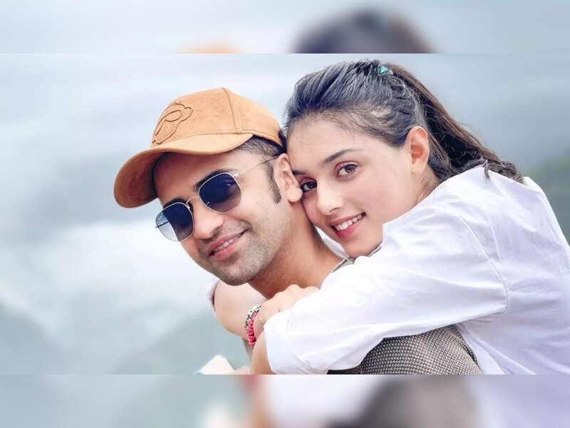 RadhaKrishn fame Sumedh Mudgalkar wishes co-actress and rumoured ...