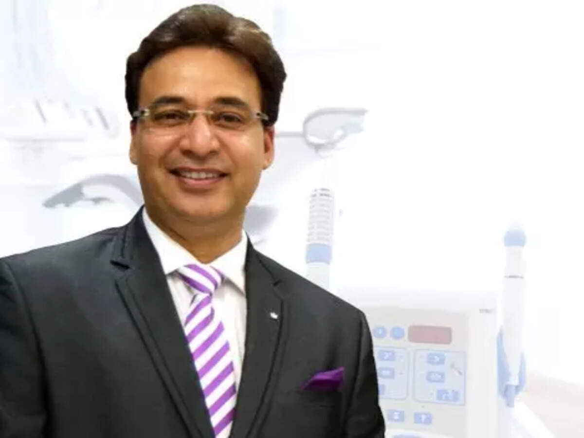 Dr. Puneet Kathuria conducts a Masterclass for the Top 20 Finalists of ...