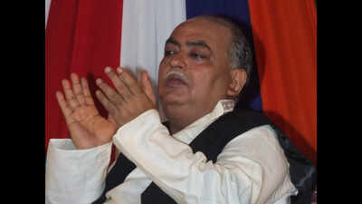 I was misinterpreted on leaving UP quote, says poet Munawwar Rana ...