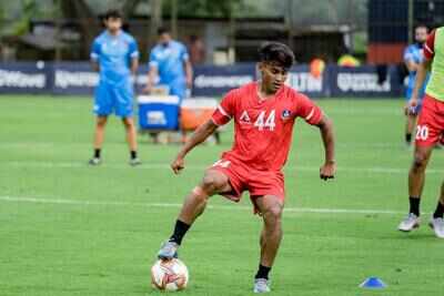 I can only give my best in training and hope to convince the coach ...