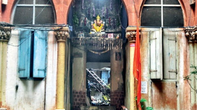 Pune: Wada occupants try to hold on to traditions during pandemic ...