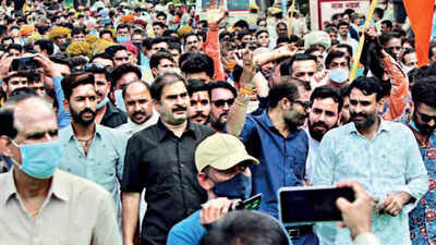 Ram row: Rajputs protest in Udaipur, demand arrest of Gulab Chand ...