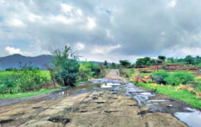 Bad roads in rural Nashik inconvenience motorists | Nashik News - Times ...