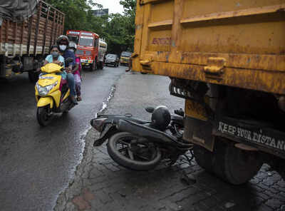 1.20 lakh deaths due to negligence in road accidents in 2020, average 328 daily: NCRB report ...