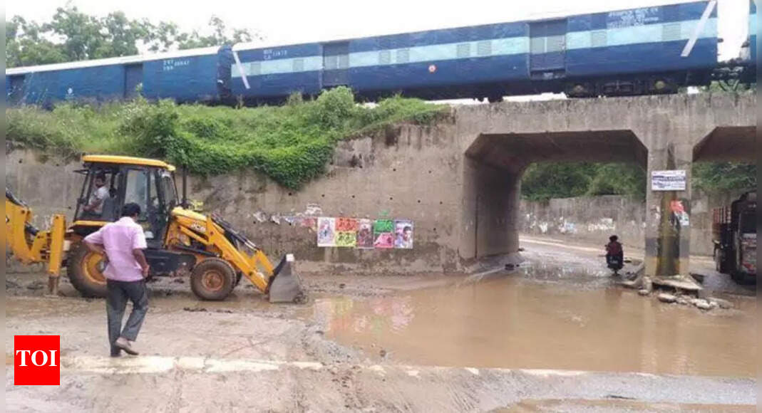 Rub: Bengaluru: Heelalige residents want railway under bridge to be re ...