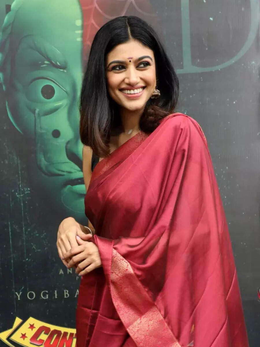 Proof that Oviya is beauty personified | Times of India