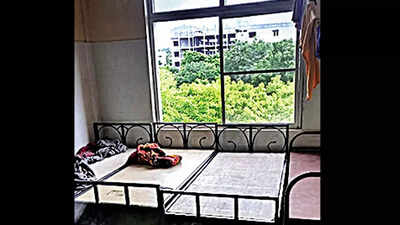 Telangana: Teen falls from hostel’s broken window, dies | Hyderabad ...