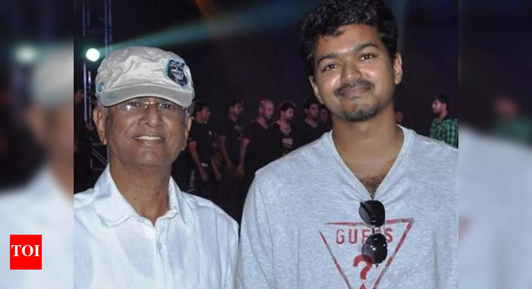 Thalapathy Vijay: Fans left confused over Vijay and SA Chandrasekhar's ...