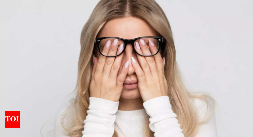 Eye Strain: Blurry Vision Symptoms: Identify these signs of blurred ...