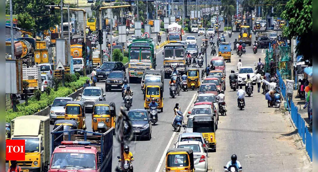 Chennai: Unlawful parking, damaged road render 10km stretch of OMR ...