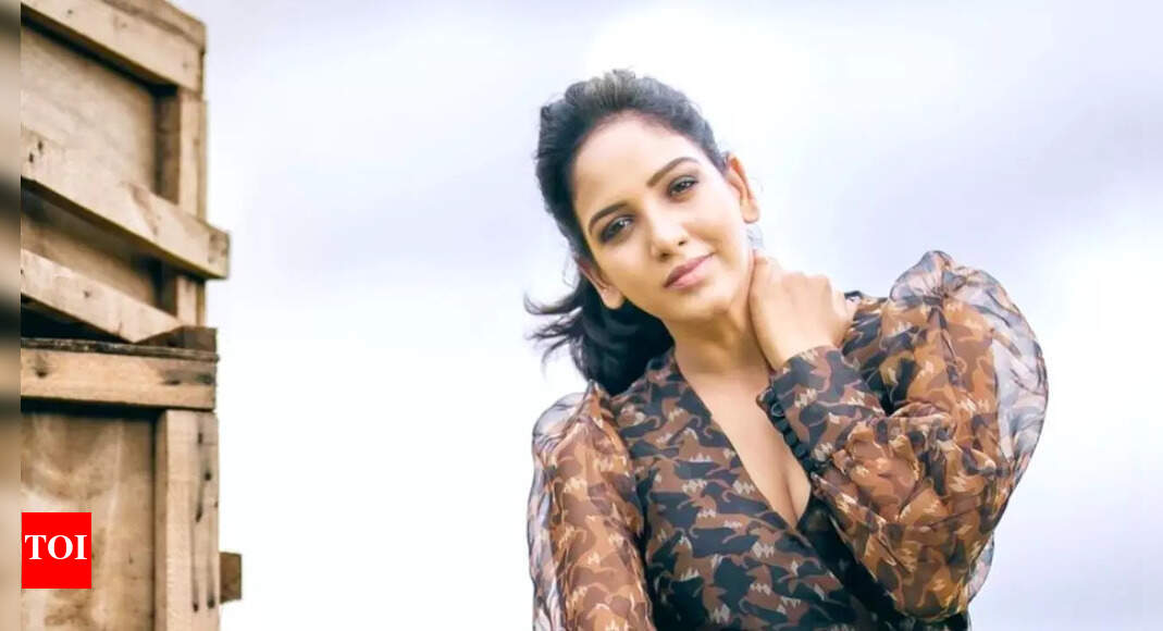 Bigg Boss Tamil 5 contestant Pavani Reddy: Everything you need to know ...