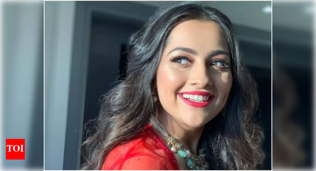 Maintaining a good image on-screen is easy, but an artiste aspires to ...