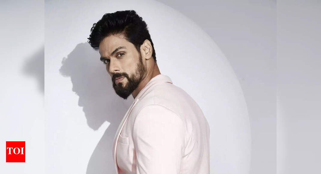 Welcoming a baby girl on the first day of Navaratra feels like a ...