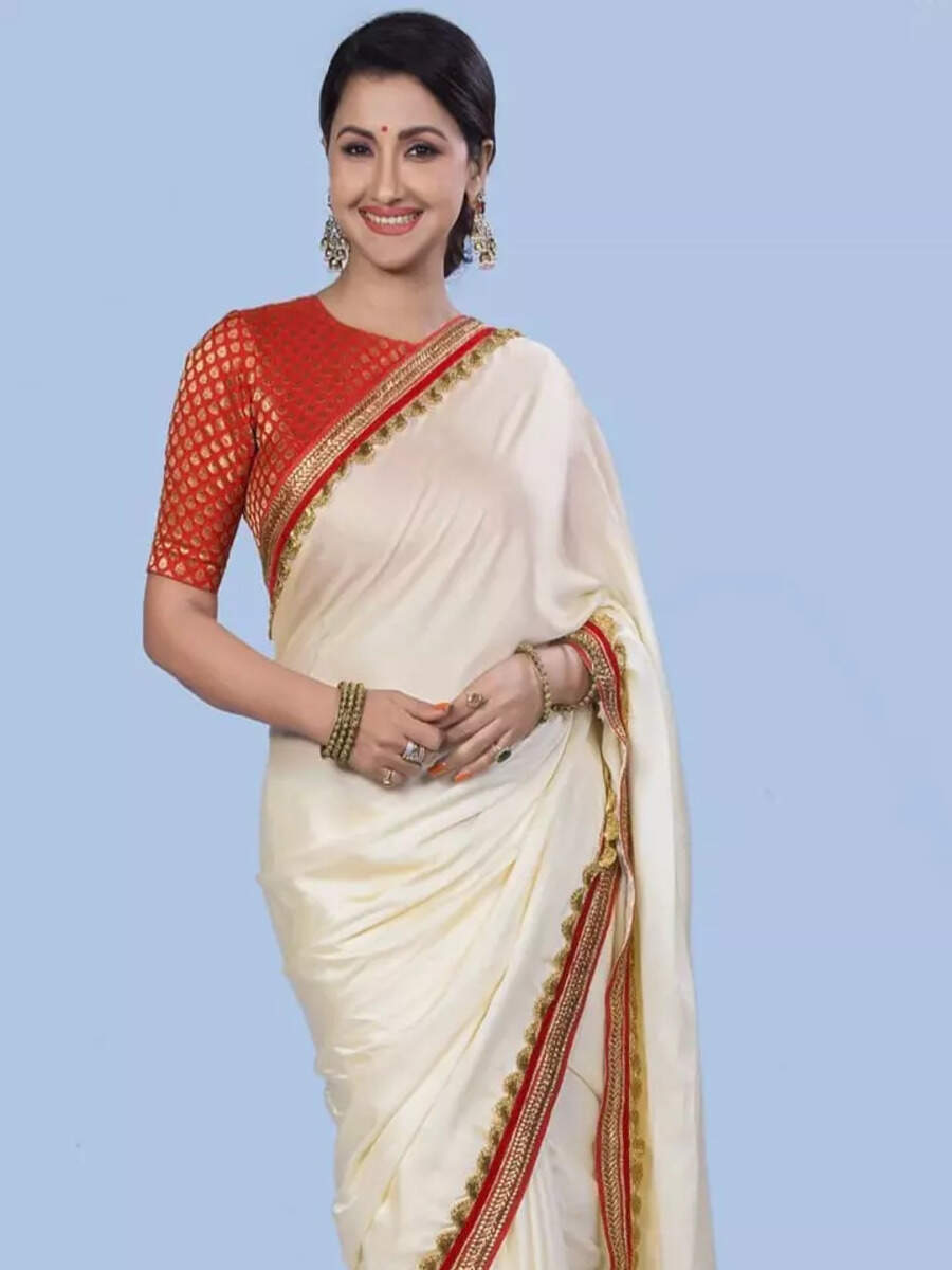 Rachna Banerjee’s charming looks | Times of India